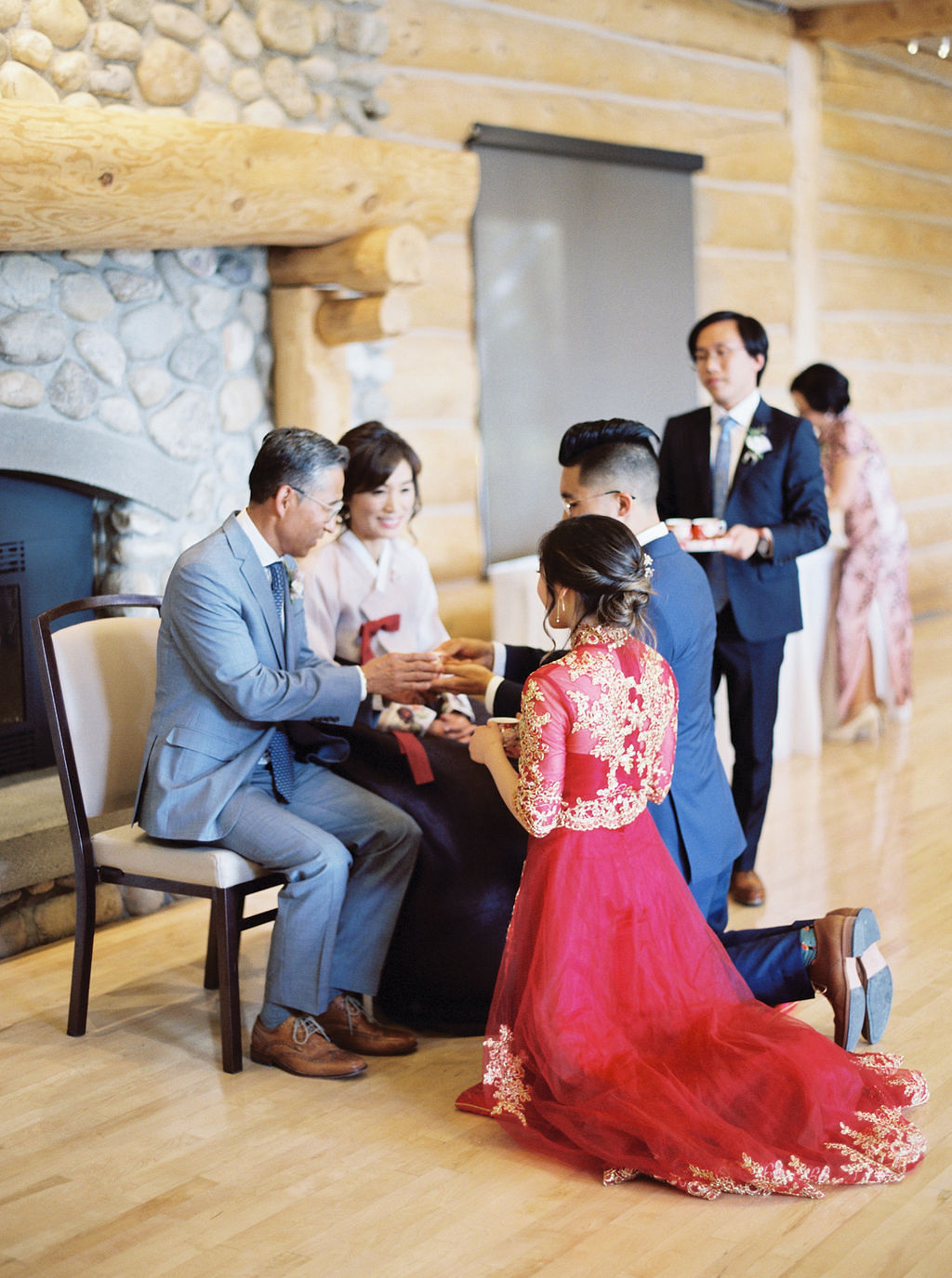 Chinese Wedding Tea Ceremony: Everything You Need to Know - arielchiu.com